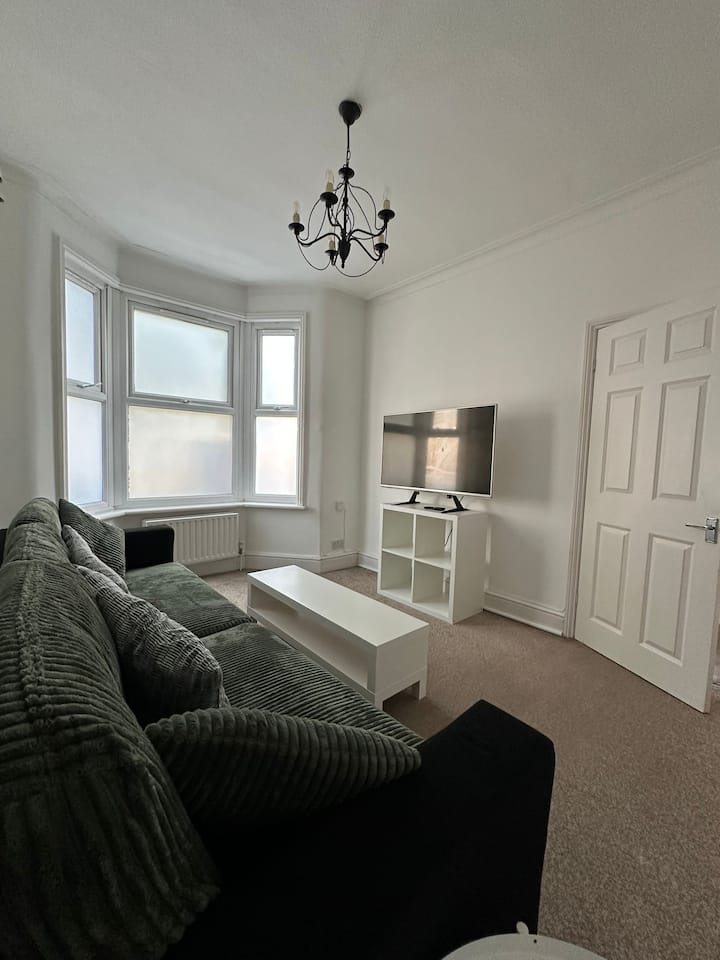 Comfy Home In Ldn With Parking - Beckenham