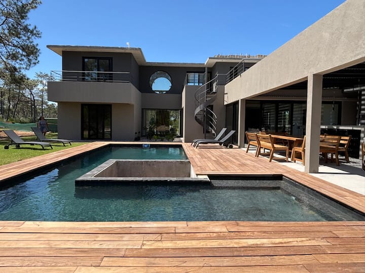 Casa A Estrenar En R Montoya - Uruguay