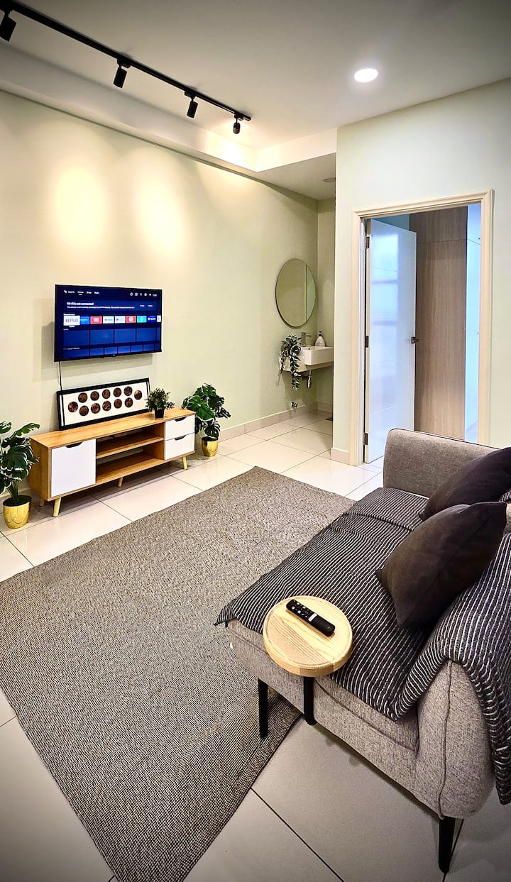 Izludestudio@artemontkiara(freeparking & Netflix) - Kuala Lumpur