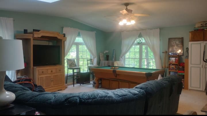 Lake Serenity. City Convenience. - Greensboro