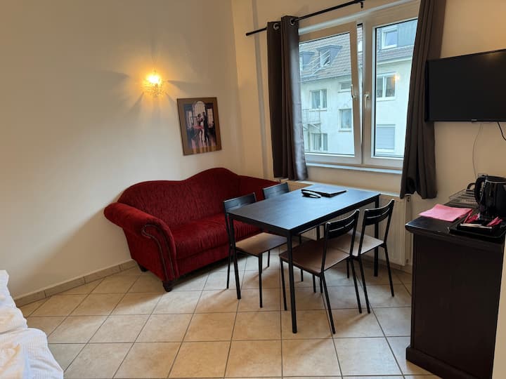 Studio 46 Qm Am Kölner Hbf/dom - Cologne