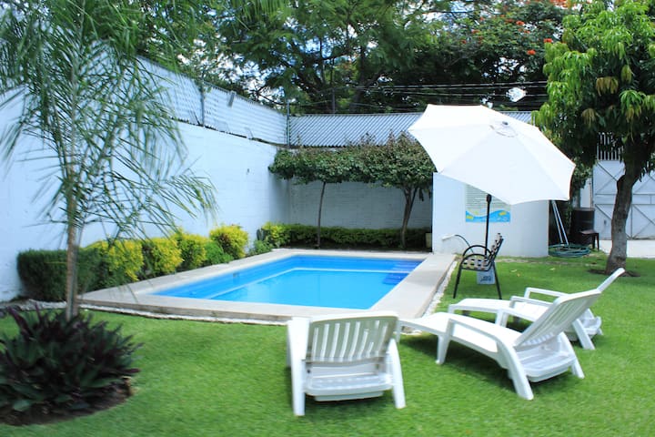 Casa Completa En El Pueblo De Cocoyoc - Cuautla