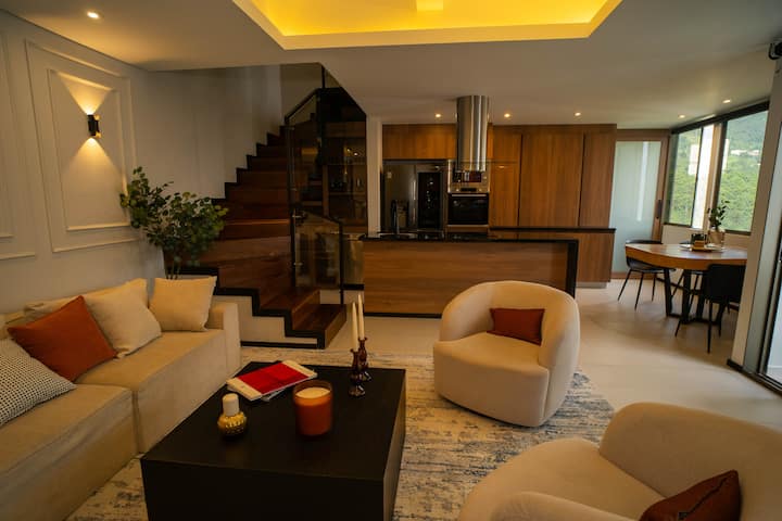 Luxury Penthouse In El Poblado - Medellín
