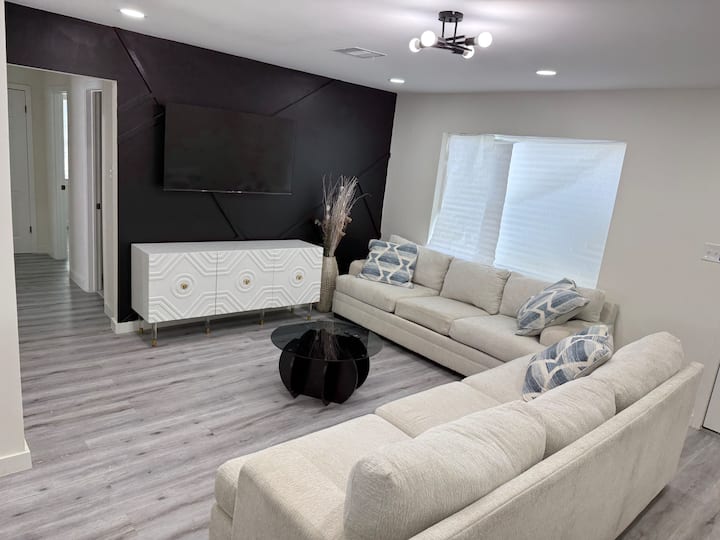 Entire 4 Bedroom Home In Houston- Nrg & Medical - Houston, TX