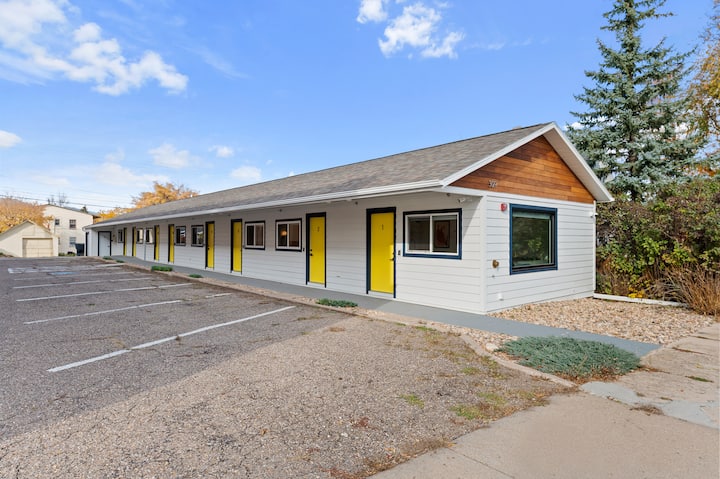 Queen City Inn #4 - Spearfish, SD
