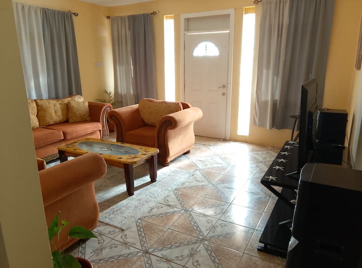 3br Ocean Breeze Vibes| Free Parking - Dominica