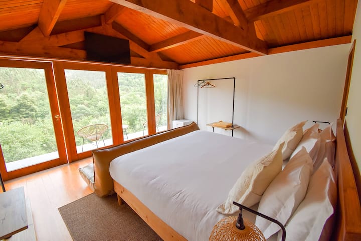 Suite Com Vista Para O Rio - Castelo de Paiva