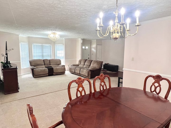 Spacious 3-bedroom Townhouse In Peaceful Bel Air - Bel Air, MD