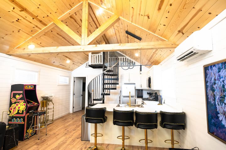 Marfa Escape Cabin - Marfa, TX