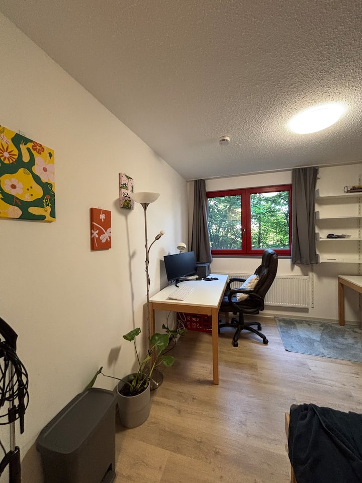 Cozy Apartment Close To Uni - 烏茲堡