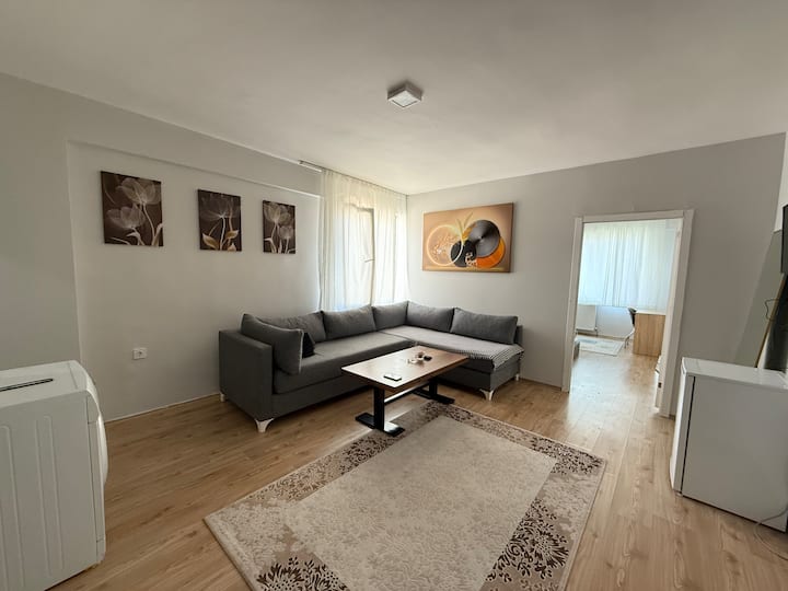 Merkezde Ferah 1+1 | Wi-fi + Netflix + Youtube - Konya