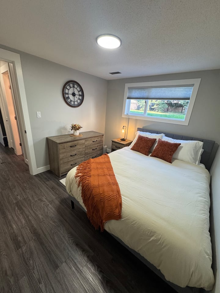 The Paddle On Inn - Canada