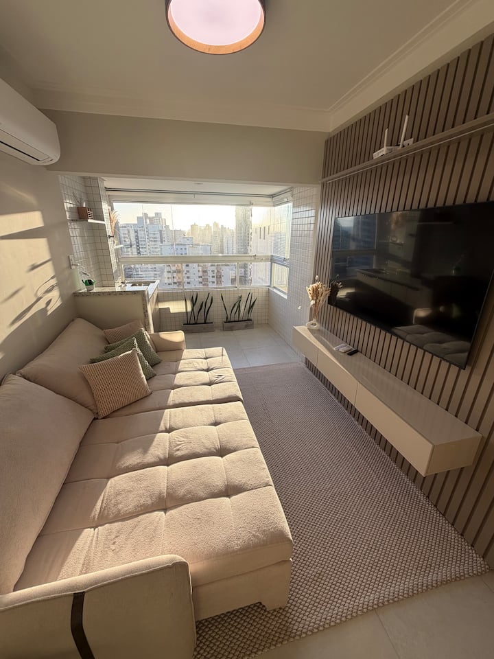 Apartamento Premium Com Sacada, Ar, Estacionamento - Praia Grande