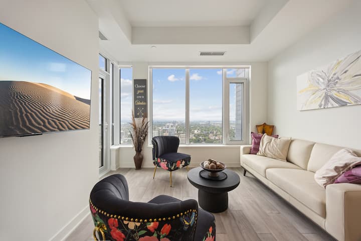 Chic 2br Condo, Heart Of Toronto - Toronto