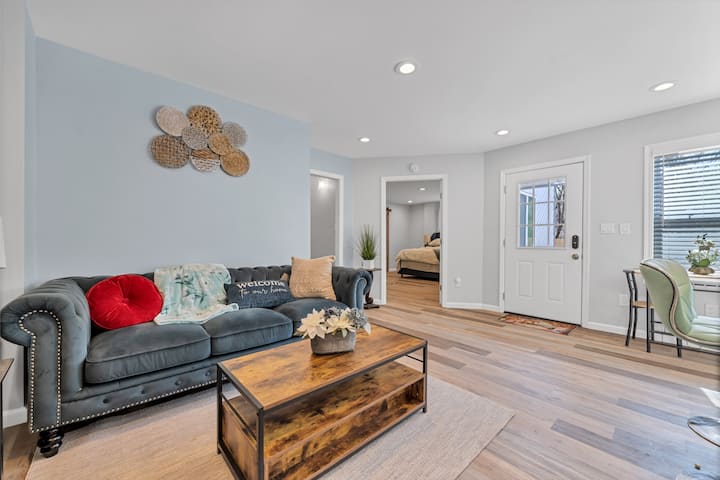 Sandy's Suite In Homewood - Hoover, AL