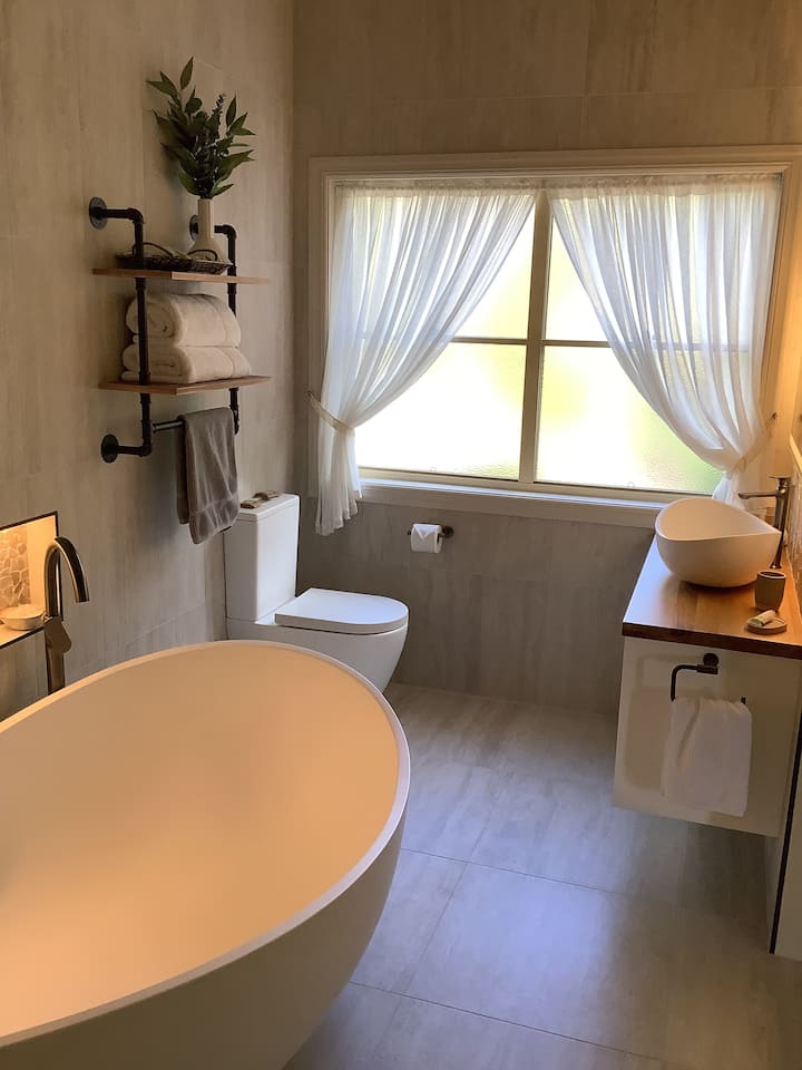 Jacaranda Family Suite - Dubbo