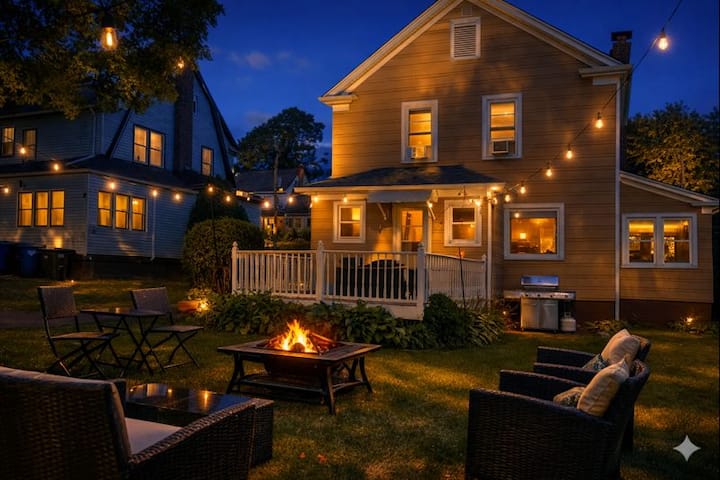 Bright & Spacious 2-story Home - New Haven, CT