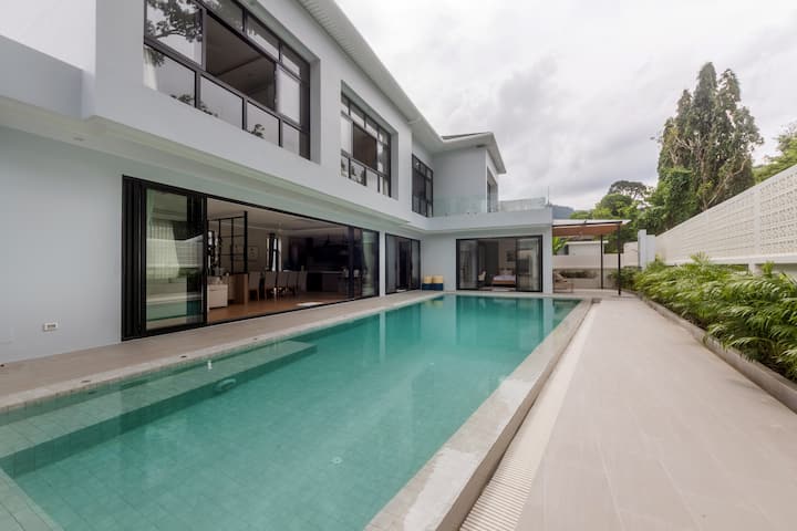 *4 Bedroom*15 Metre Pool*gym*netflix*brand New* - Phuket district, Thailand