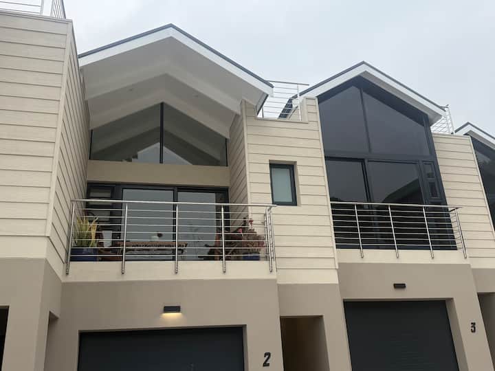 Stay Inspired, Stay Airwaves Modern 6 Sleeper - Wilderness