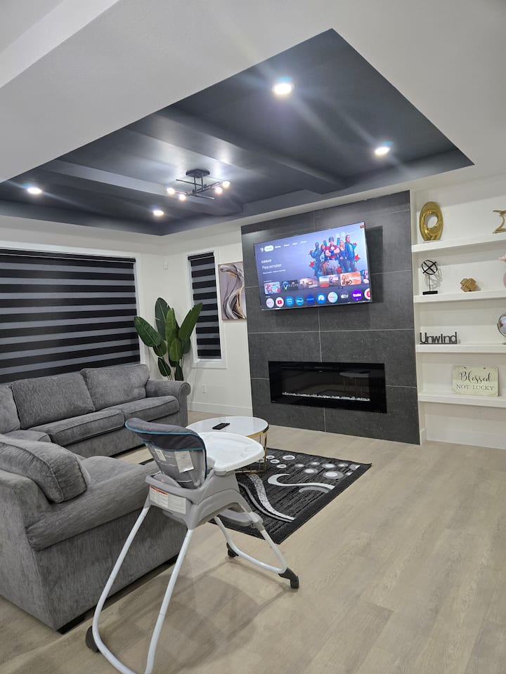 Royal Palace-luxurious Guest Lodge Near Airport -