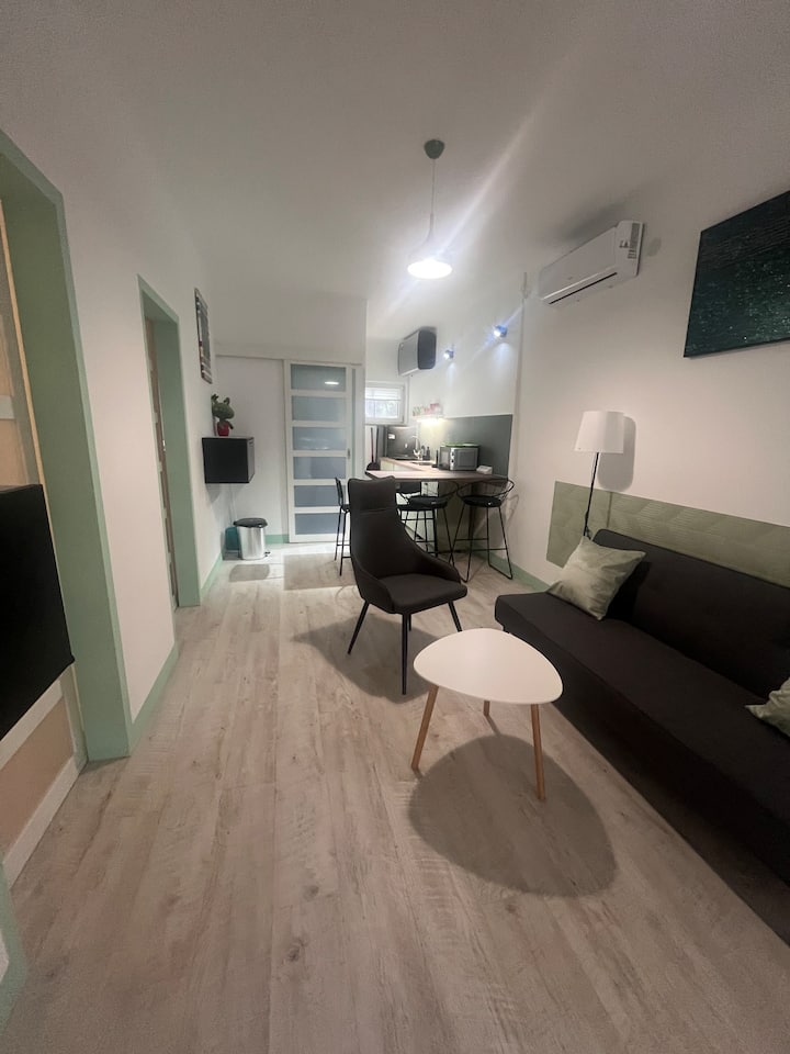 Green Apartment Near The Lake - Fonyód