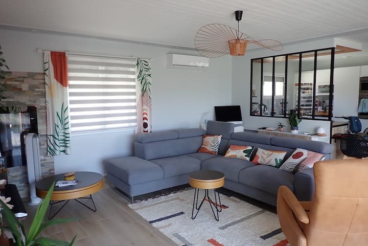 Maison Contemporaine, Piscine, Vue Dégagée, Maquis - Plage du petit Sperone