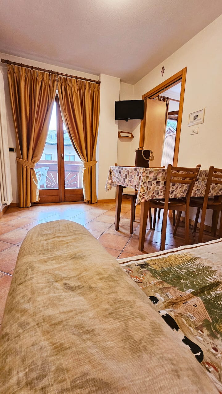 One-bedroom Apartment With Balcony Minimum Stay 5 - Madesimo