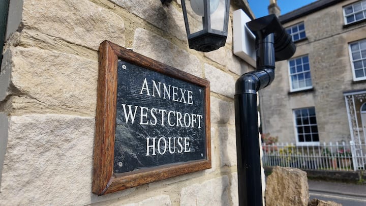 Cotswold Valley View Annexe - Tetbury