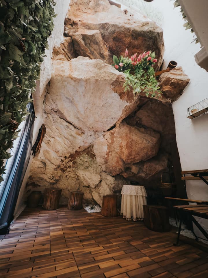 Casa De La Cueva

Cv-vut0047156-cs - Lucena del Cid