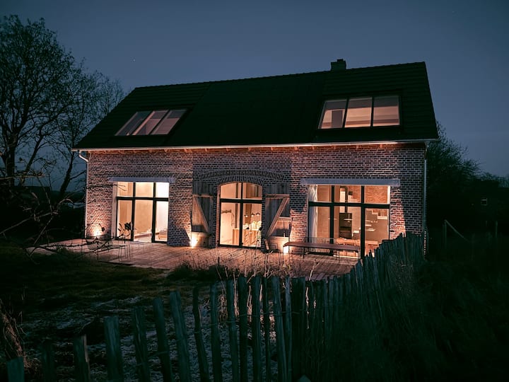 Barn And Owl - Mecklenburgische Seenplatte