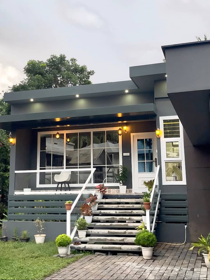 Angel Home Stay 
"Your Second Home With Us" - Malappuram