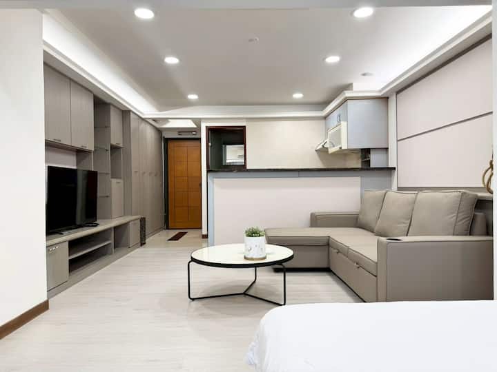 B21 【西門町 電梯大樓 1-4人】西門捷運站10分鐘/徒步區3分鐘/近紅樓 誠品 長租 - Taipéi