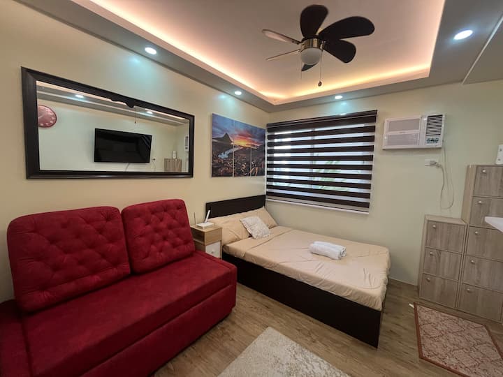 Cozy Studio | Nuvali, Tagaytay & St. Benedict - Silang