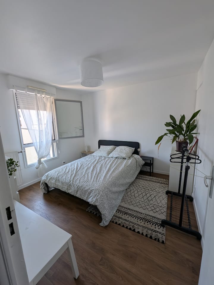 Chambre Chez Habitant Avec Sdb Privative - Aubervilliers