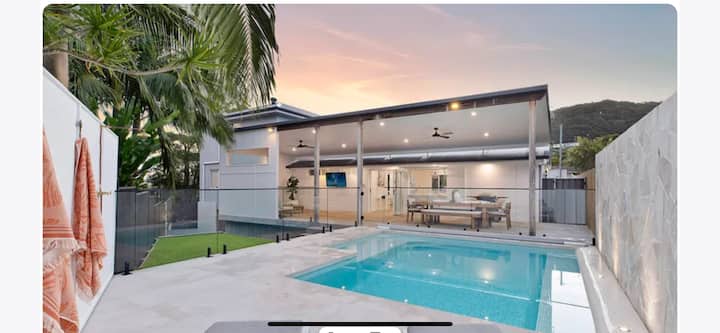 Luxury Entertainer With Pool - Avoca Beach