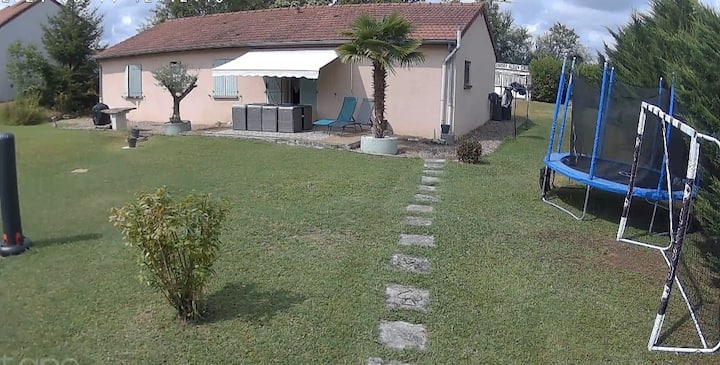 Maison Familiale Avec Jardin Proche De Vichy. - Mariol