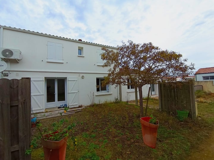 Longère Vendéenne, 85 M2, Proche Plage Et Bourg - La Faute-sur-Mer