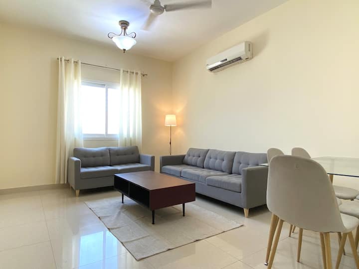 Spacious Two Bedroom Apartment - Mascate