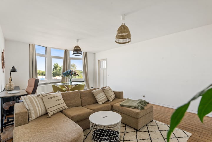 2b Apartment Close To The Train - Anvers