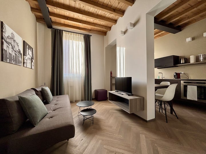 Appartamento Moderno Vicino Al Duomo - Módena