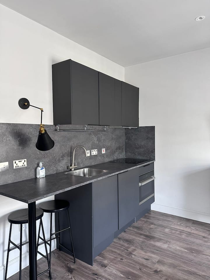 (34/f15)large Studio Zone 1 Notting Hill + Wifi - London