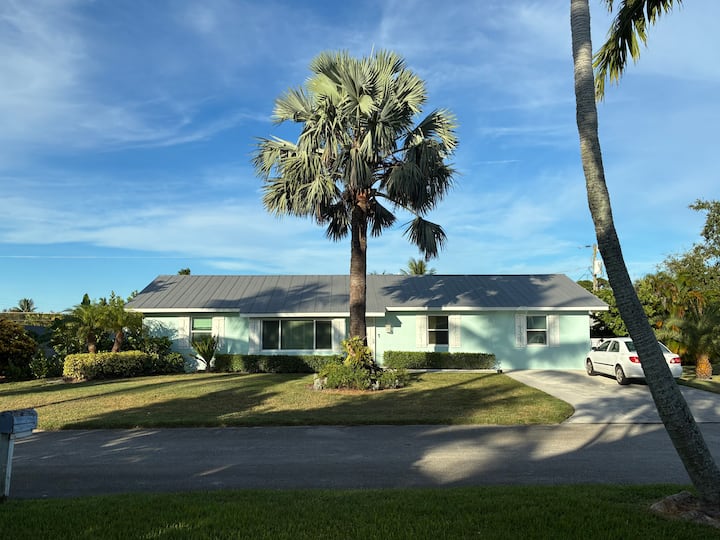 Mermaid’s Haven - Hobe Sound, FL