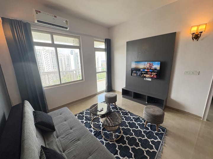 The Skyline Suite 10 | Behind Lulu Mall - Lucknow