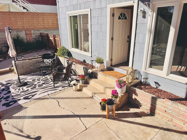 The Hideaway Midtown | Firepit, Patio, Golf Course - Reno, NV