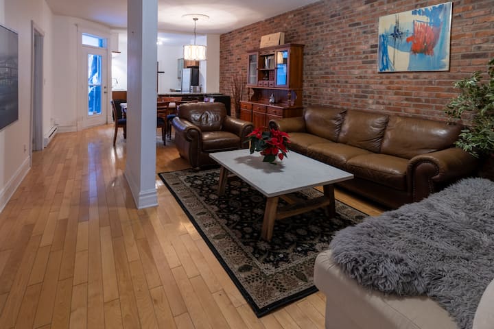 Plateau Sweet Spot! 3bdr - Montreal