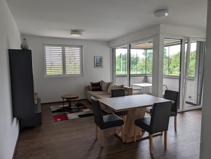 Moderne, Helle Wohnung Mit Balkon - Bodensee