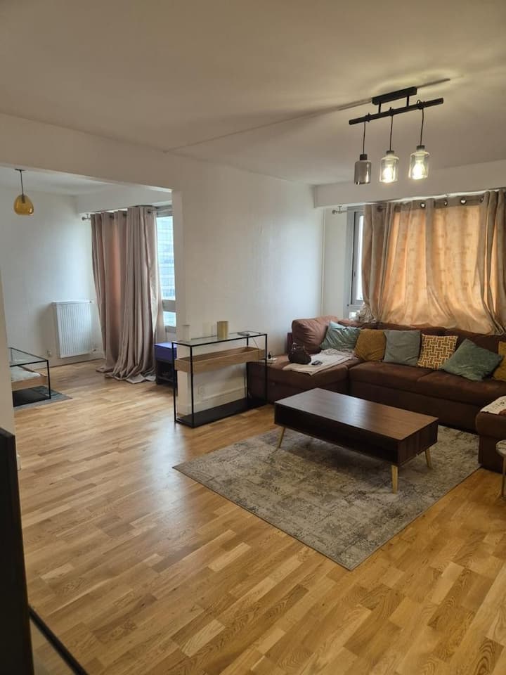 Appartement 4 Pièces La Défense - Courbevoie