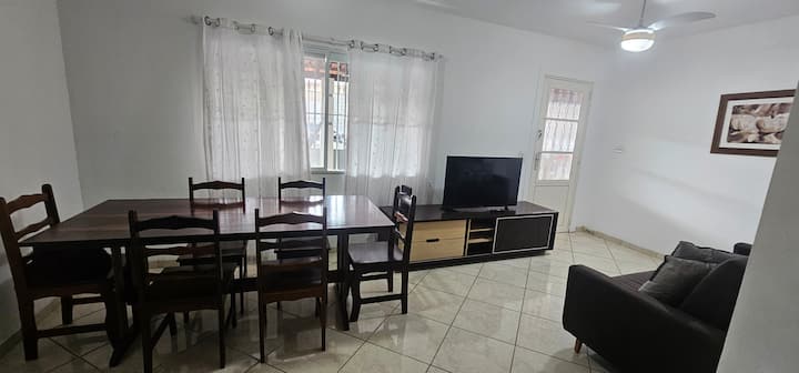 Casa à 200m Da Praia | 4 Quartos + Churrasqueira - Cabo Frio