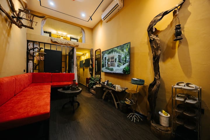 Old Quarter Hanoi Art Home For 5 - Hanoï