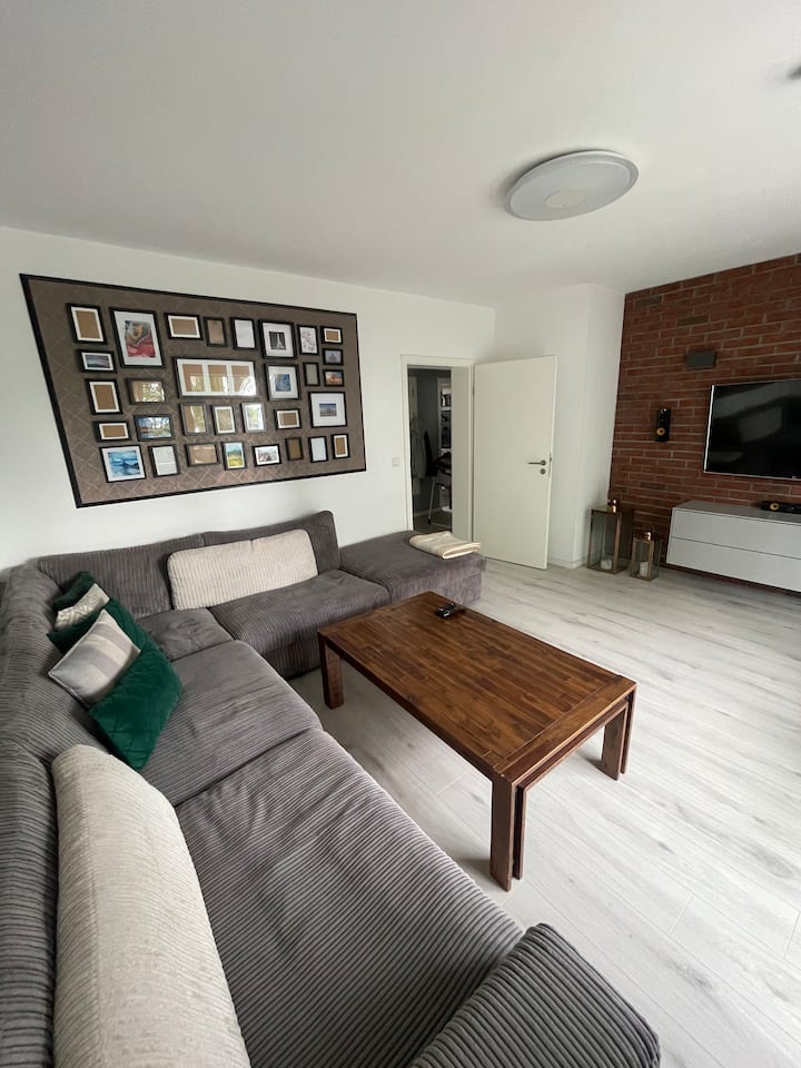Zentrale, Moderne Wohnung Im 1. Og - Paderborn